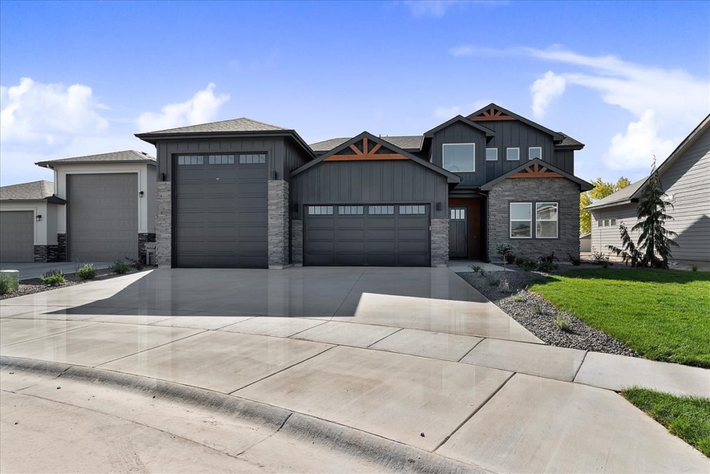 Exteriors - O2 Construction