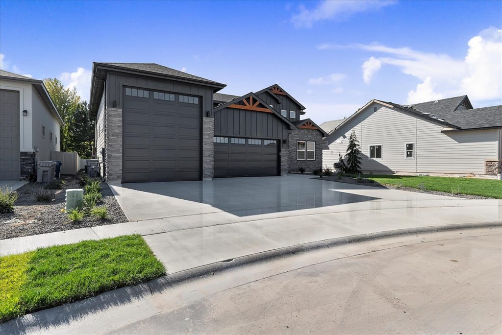 Exteriors - O2 Construction